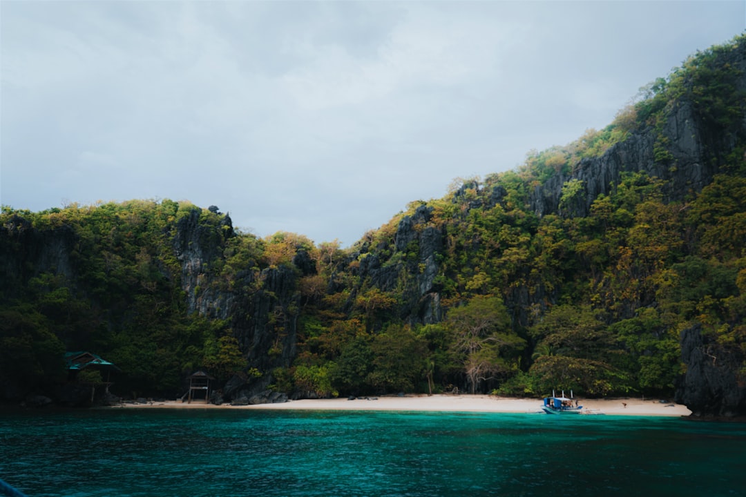 Palawan Itinerary: 4 Days Of First-Time Highlights